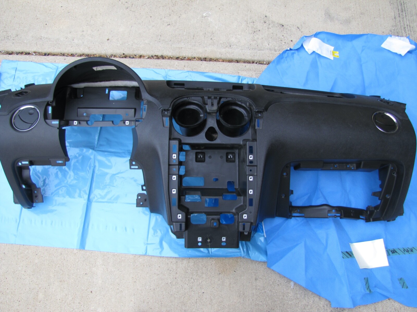 06-11 Chevy HHR Dash Panel Top Cover Under Windshield OEM Used | eBay