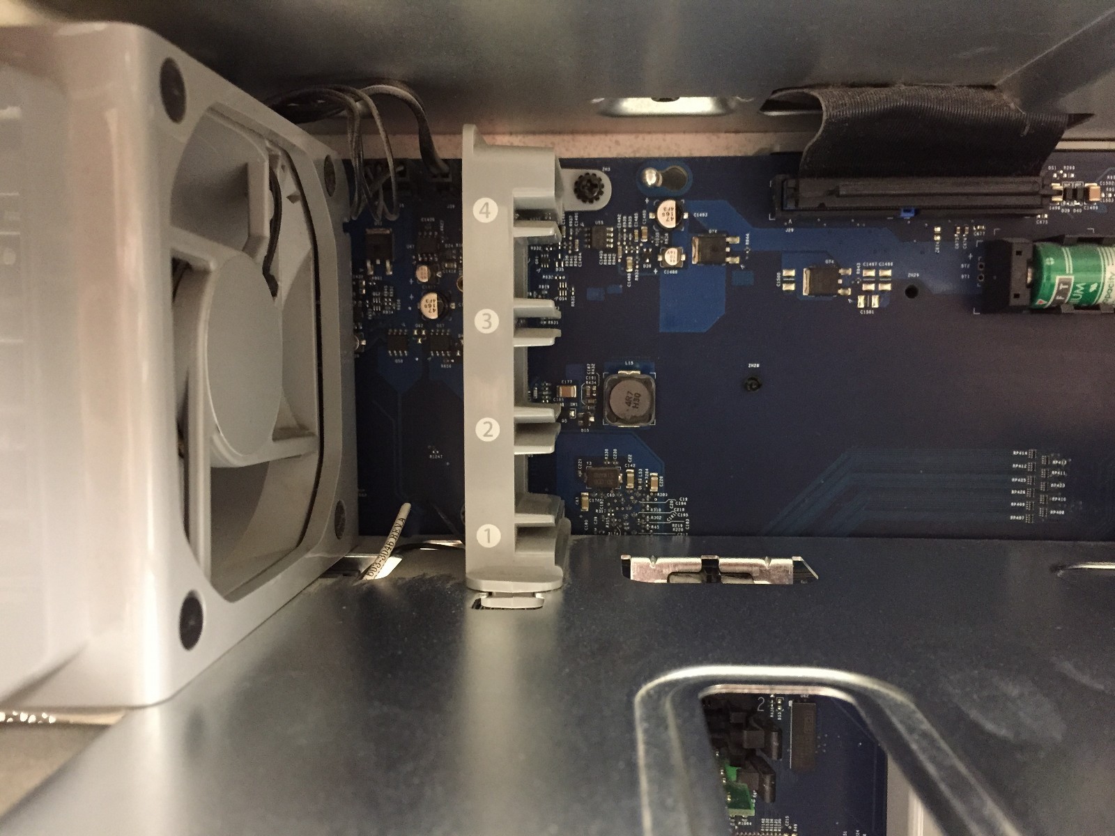 Apple PowerMac G5 A1047 Dual Processor PowerPC G5 1.8GHz DP 1GB Ram No ...