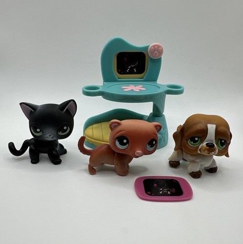 LPS Littlest Pet Shop COZY CARE CENTER #334 Ferret #335 Saint Bernard ...