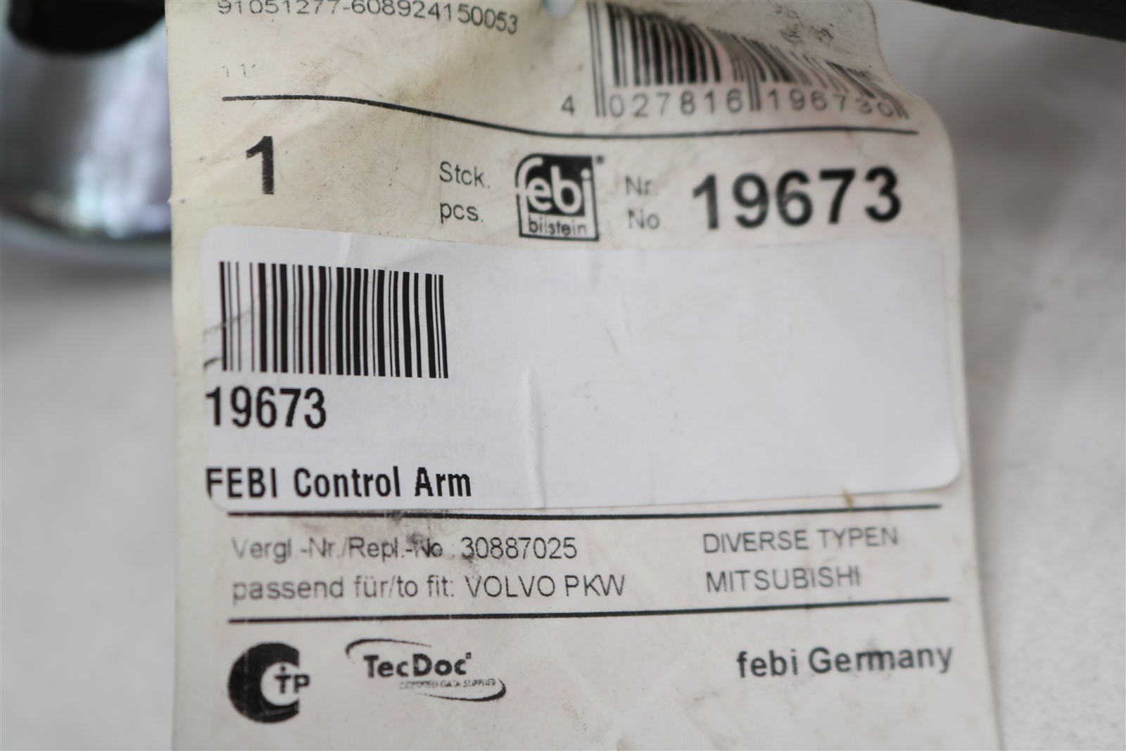 NEW Febi Control Arm and Ball Joint Front Left Lower 19673 Volvo V40 ...