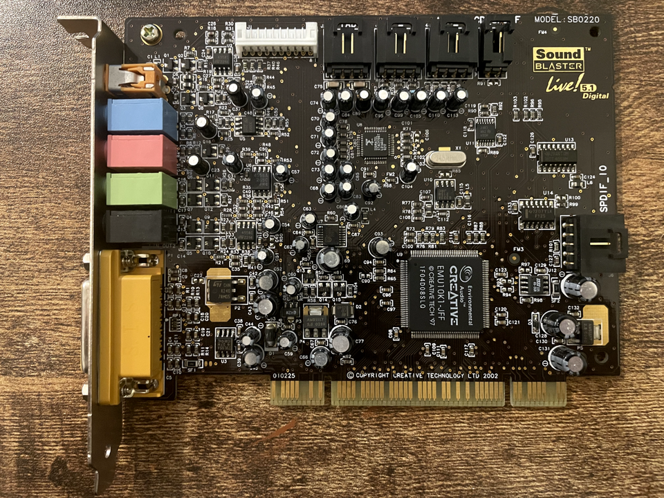 Creative Labs Sound Blaster Live! 5.1 Digital SB0220 PCI audio Card ...