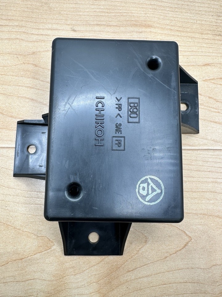 2003-2008 Infiniti FX35 FX45 Rear Combination Light Lamp Control Module ...