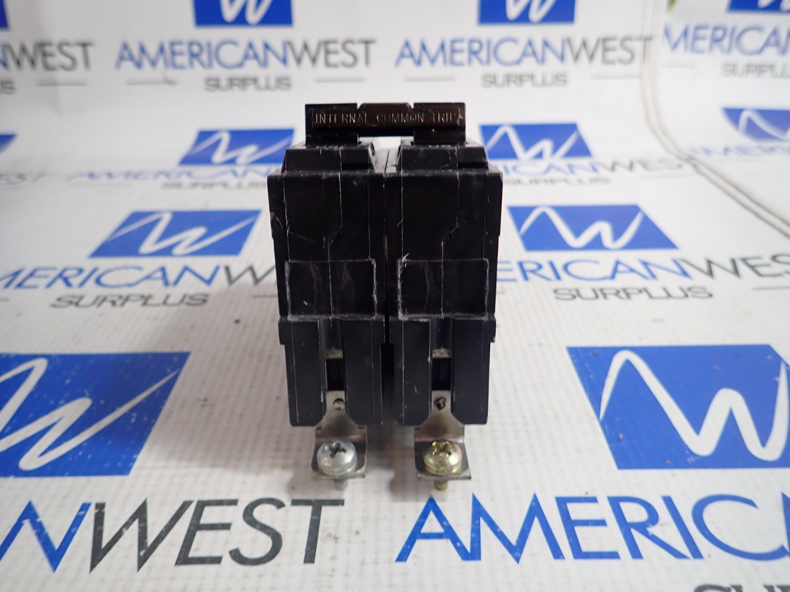 GENERAL ELECTRIC THQB2130 CIRCUIT BREAKER 2 POLE 30A 120/240V Bolt on ...