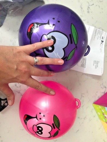 1-24 SMELL FRUITY KIDS SCENTED BALL PLAY BOT FRUIT BOUNCE FACE SMILEY ...