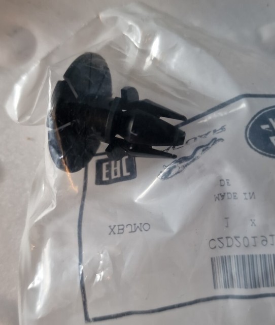 2010 2011 2012 2013 2014 - 2019 Jaguar Panel Mount Bracket Nut C2D20191 ...