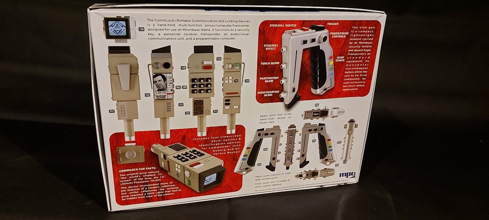 MPC 941 Space 1999 Alpha Moonbase Mondbasis Alpha 1 Commlock & Stun Gun ...