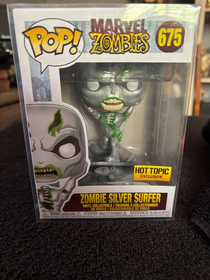 Marvel Zombies (Zombie Silver Surfer Hot topic,Zombie Mysterio Glows In ...