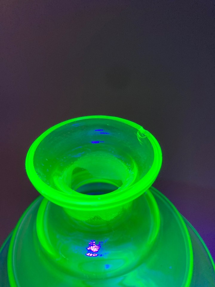 1930's Light Blue Uranium Art Glass Decanter Tornado/UFO Shape No ...