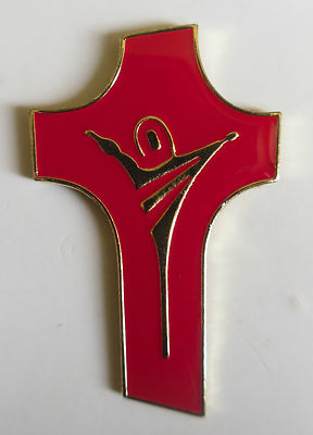 Red Cross with Jesus Lapel Pin Christianity Religious Hat pin Tie Tac ...