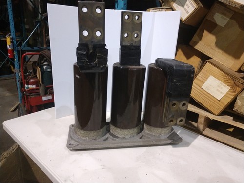 GE Magna Blast 5kV 1200A Switchgear Bottles 1/set Excellent condition ...