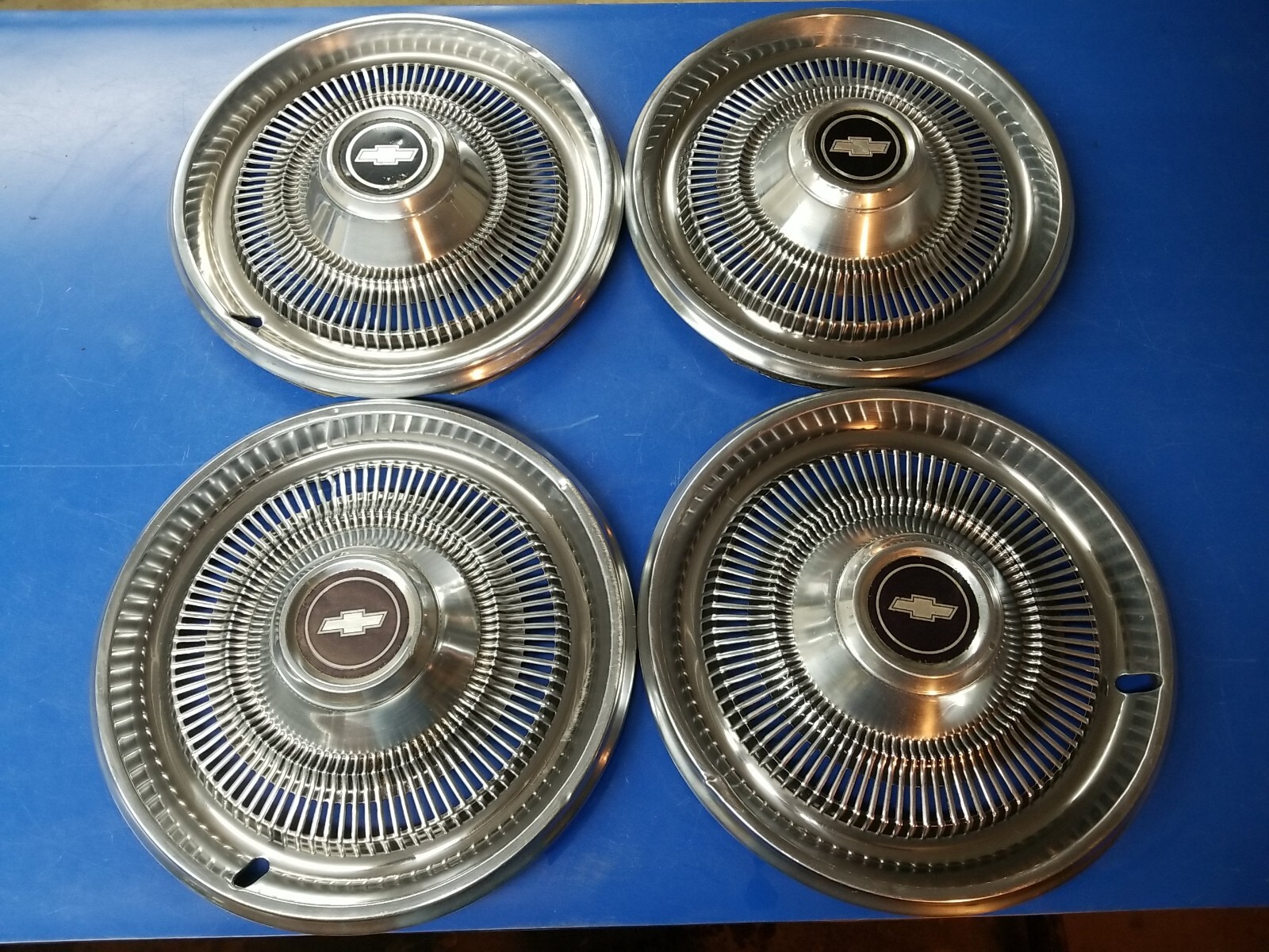 *FOUR* Vintage 1970-1975 Chevrolet Chevelle 15" Hubcaps Wheel Cover ...