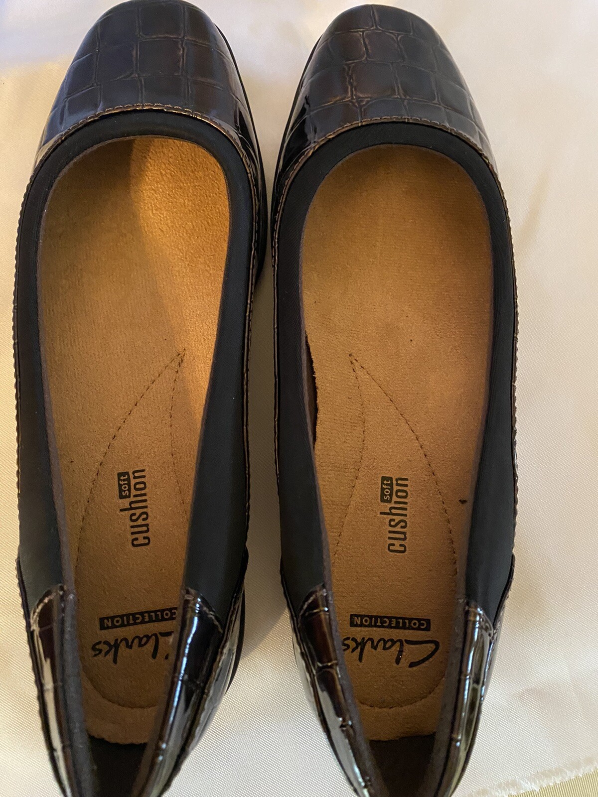 CLARKS Haydn brown pearl crocodile *great condition* women’s size 8 | eBay