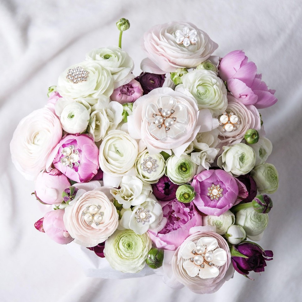 HINZIC 40 PCS Pearl Rhinestone Buttons Flower Brooch Pin 40pcs, Gold ...