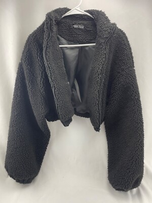 women’s SHEIN black crop sherpa jacket size small fashion style Korean ...