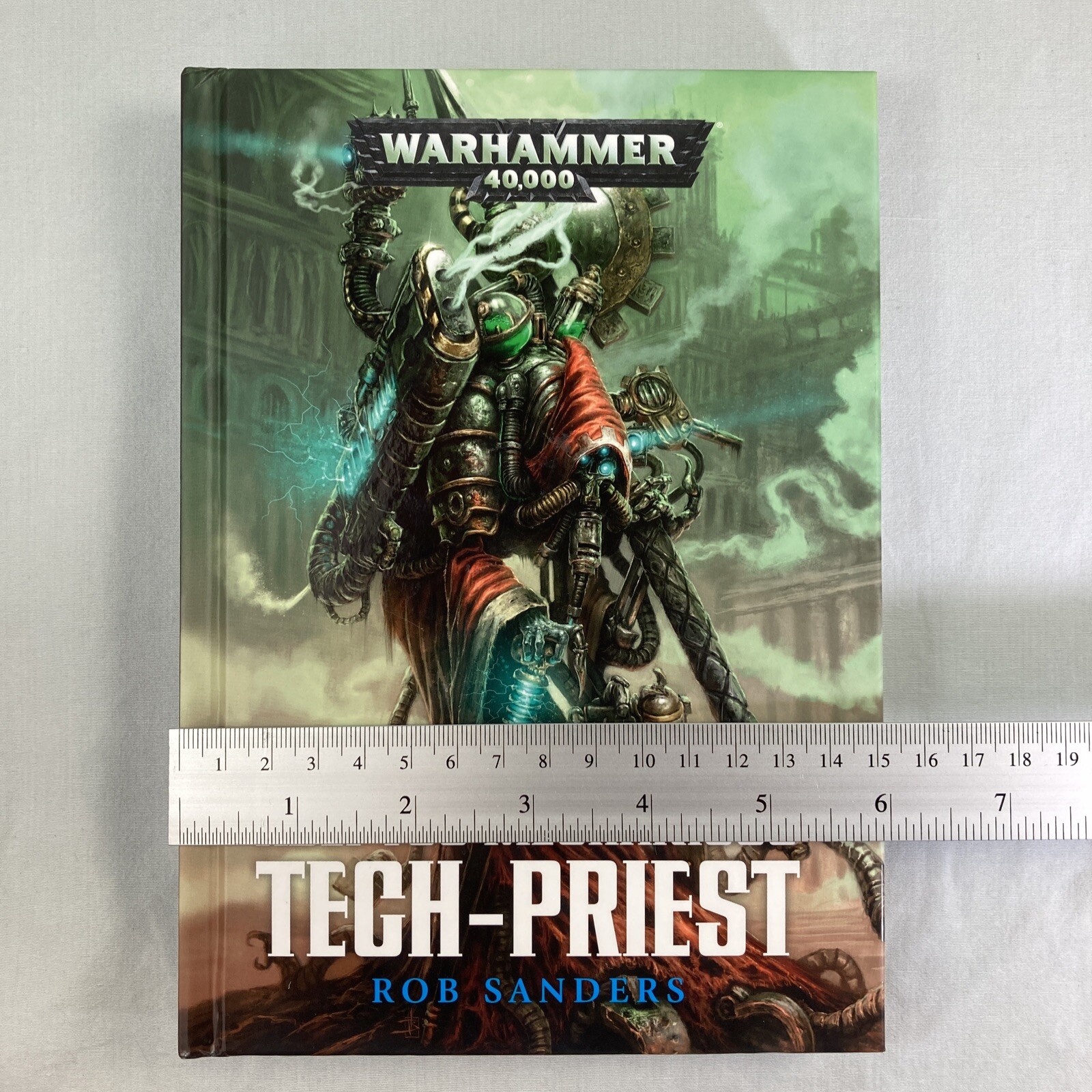 Warhammer 40K Adeptus Mechanicus Tech-Priest by Rob Sanders 2017 ...