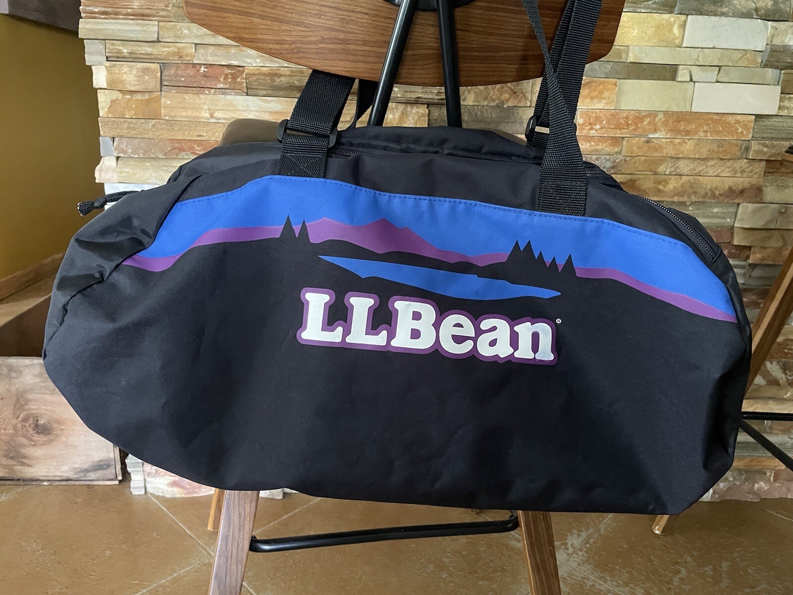 Vintage LL Bean Sunrise Logo Duffle Bag ~ Size 22”x 1… - Gem