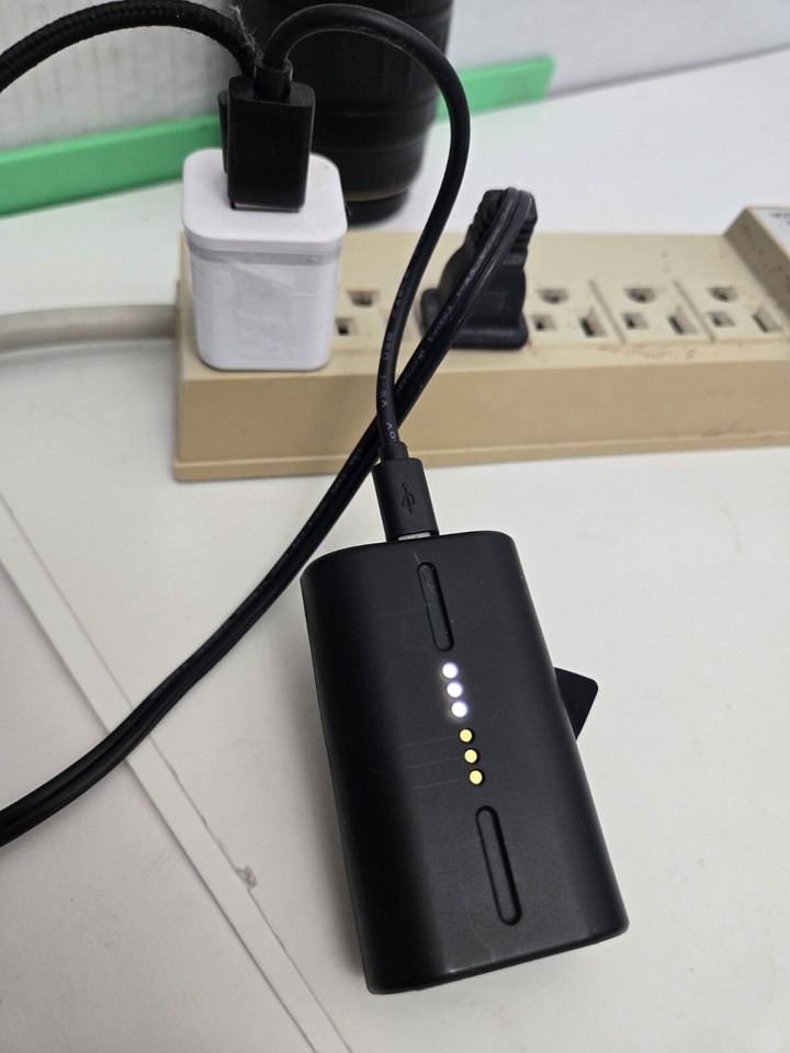 Genuine SimpliSafe Camera Rechargeable Battery SSCAM-BAT1 C USB Charger ...