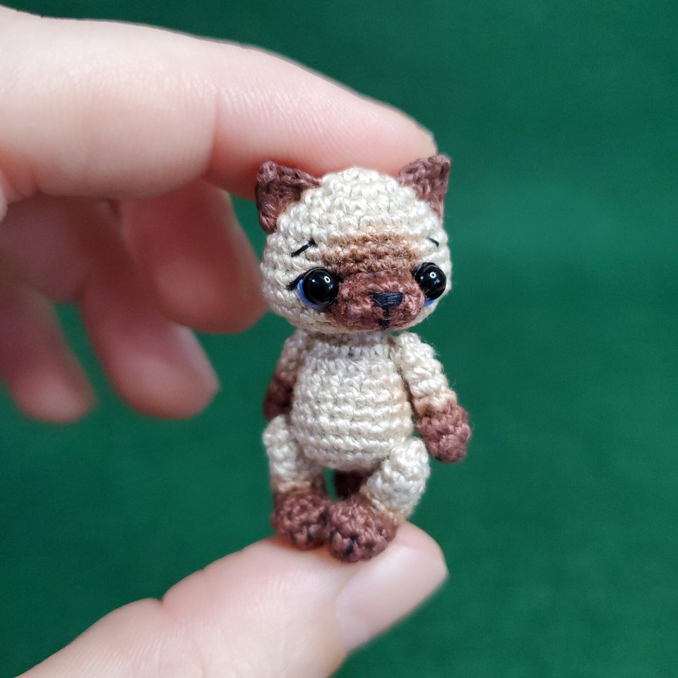 Custom Mini crocheted Siamese Cat. Dollhouse miniature. Doll pet ...