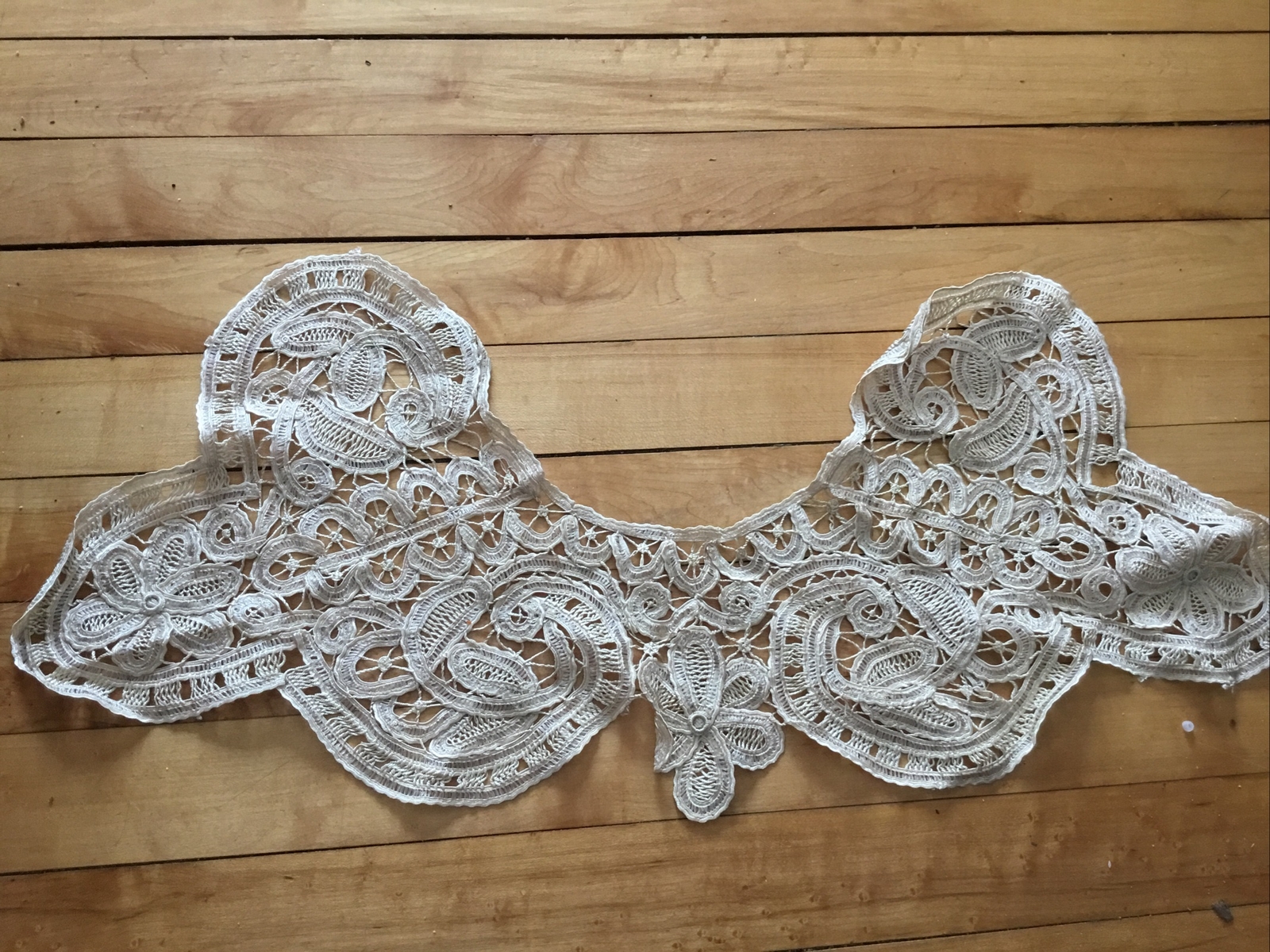Victorian Battenburg Lace Collar Handmade Ecru Unused - Gem