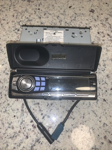 Alpine CDE-9852 Head Unit CD Player/MP3/WMA Playback Used Tested IPod ...