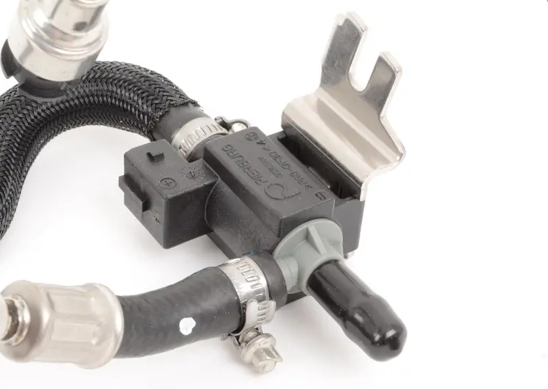 BMW 7 E65 Fuel Pipe 13537556233 7556233 NEW GENUINE | eBay