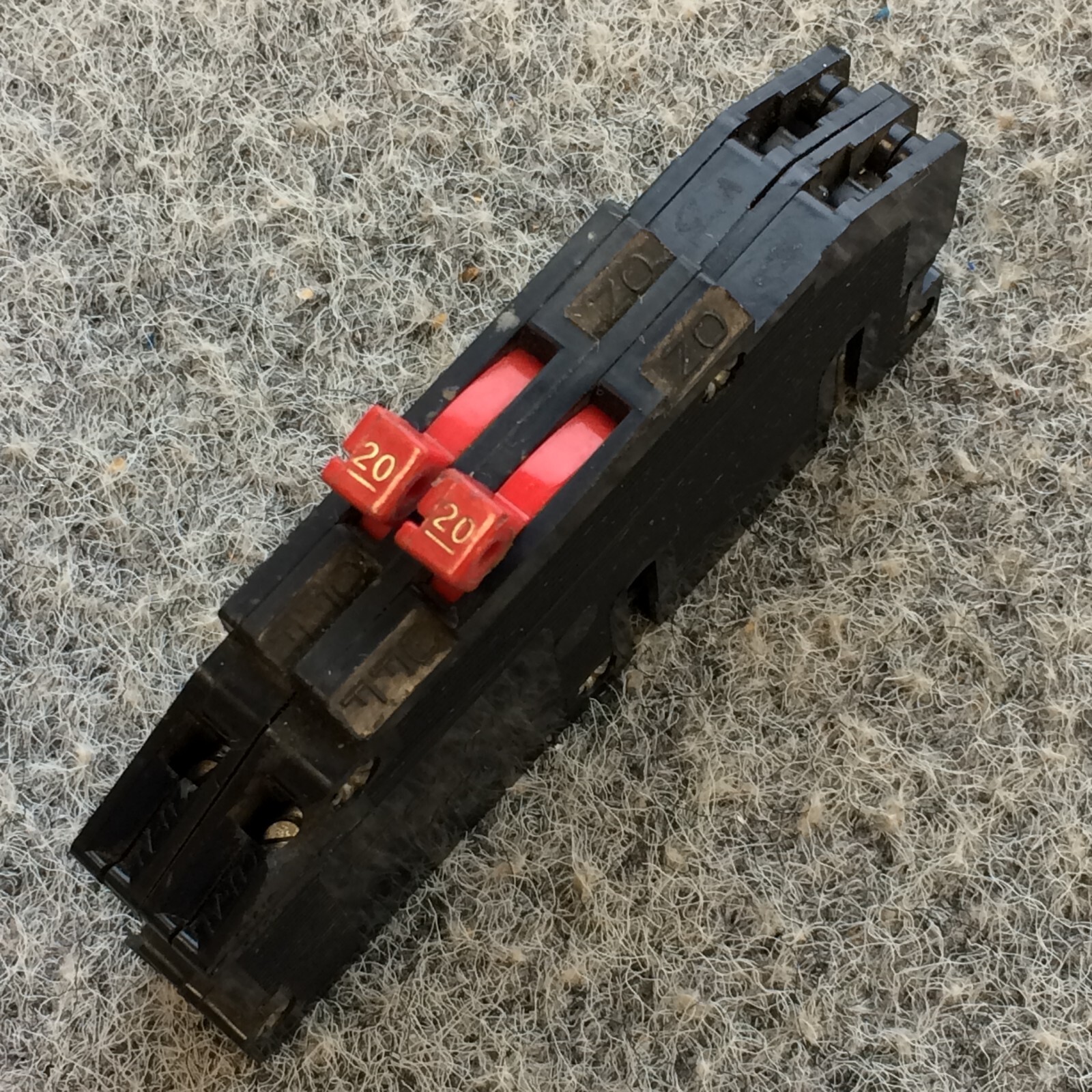 ZINSCO SYLVANIA GTE RC38-20 R38-20 TANDEM BREAKER 20 AMP 2-POLE THIN ...