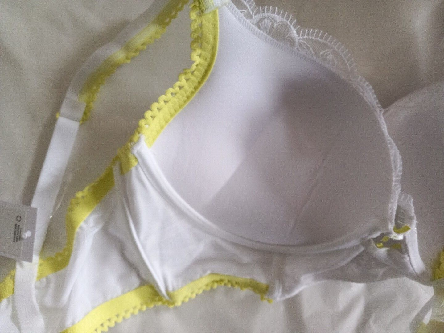 2 SIZES BIGGER MAXIMISE BOOB JOB SUPERBOOST TRIPLE THICK PADDING ...