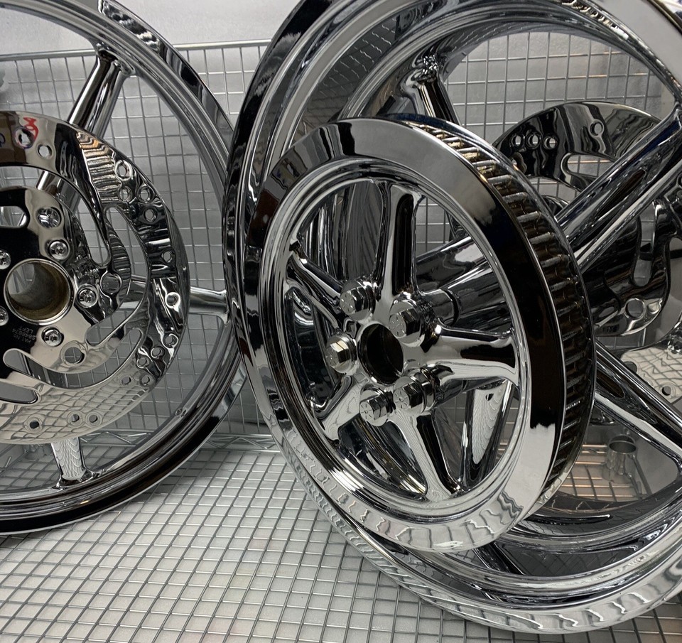 Harley Rocker Softail 2008 -11 CUSTOM CHROME OEM PULLEY only 37728-08 ...