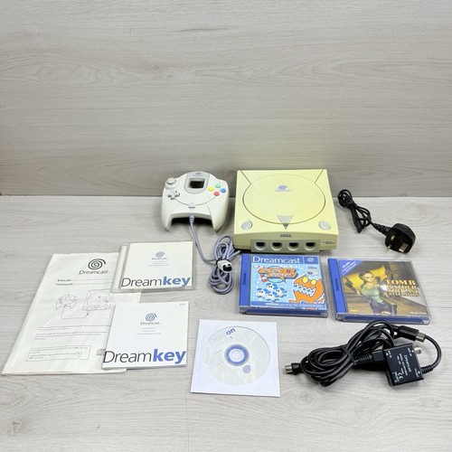 SEGA Dreamcast Console Bundle With 2 Games All Cables Manual Controller ...