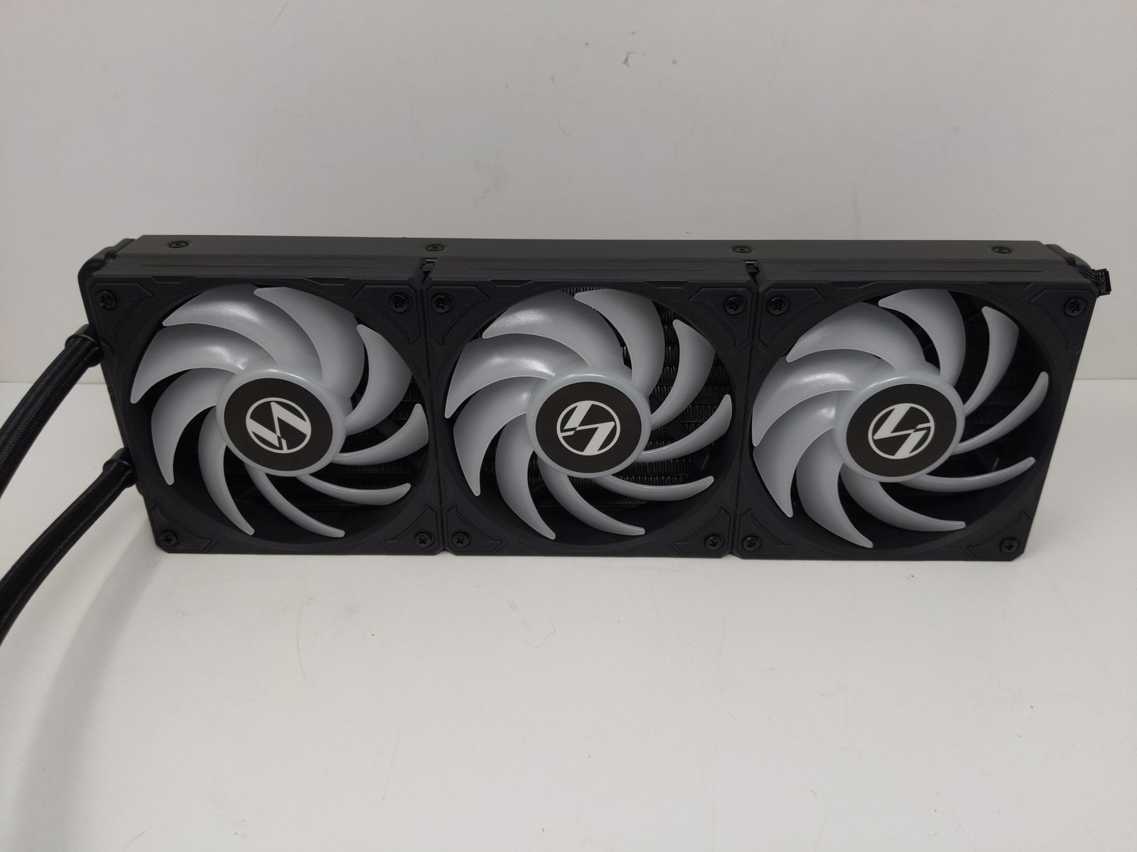 Lian Li ALC360 AIO Cooler 360mm RGB Liquid CPU Cooling 3 PWM Fans Black ...