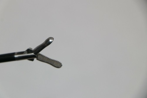 Laparoscopic SS Duckbill Fundus Grasper 5mmX330mm Reusable Surgical ...