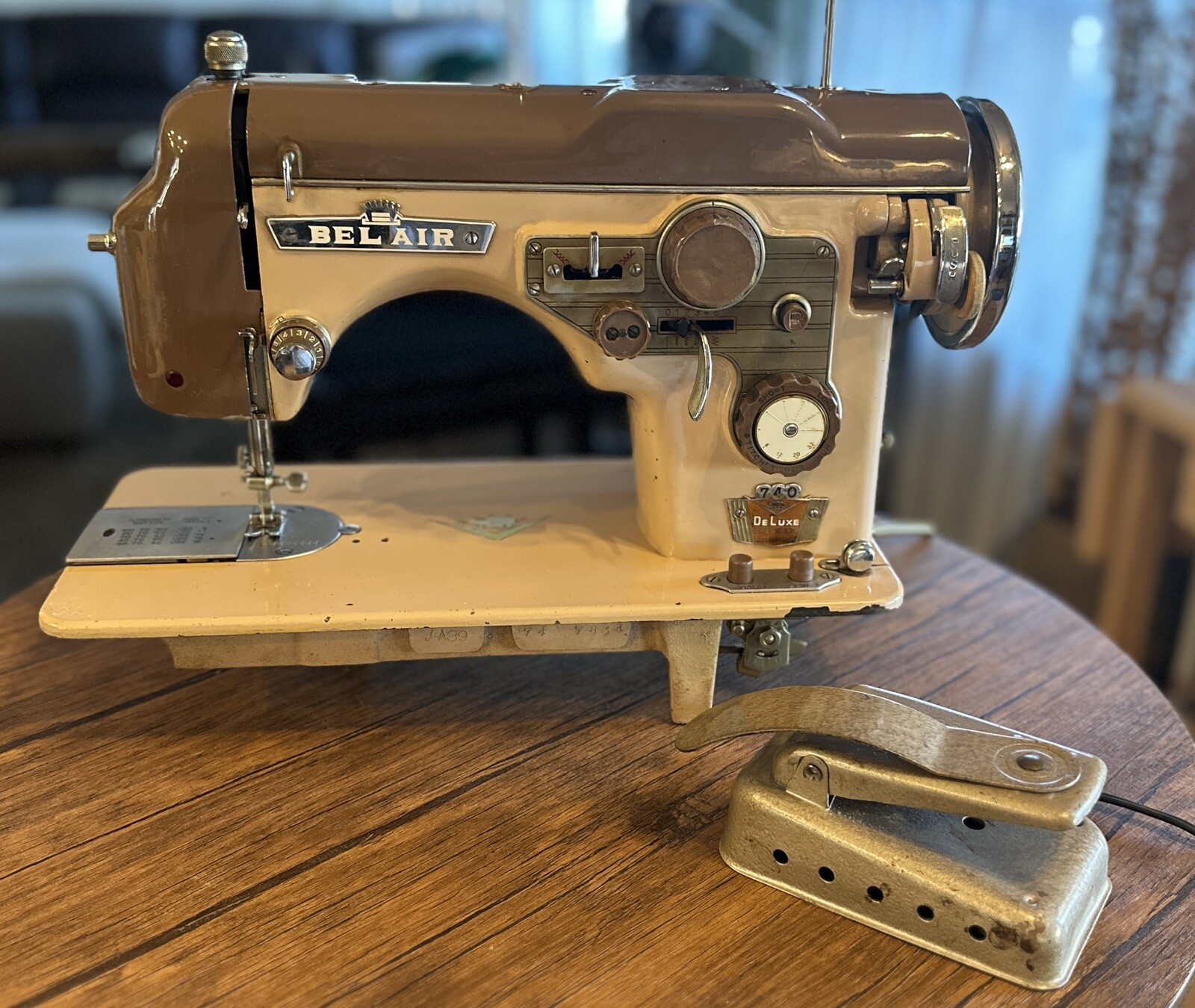 Vintage Belair 740 Delux Precision Sewing Machine w/Zigzag (RARE ...