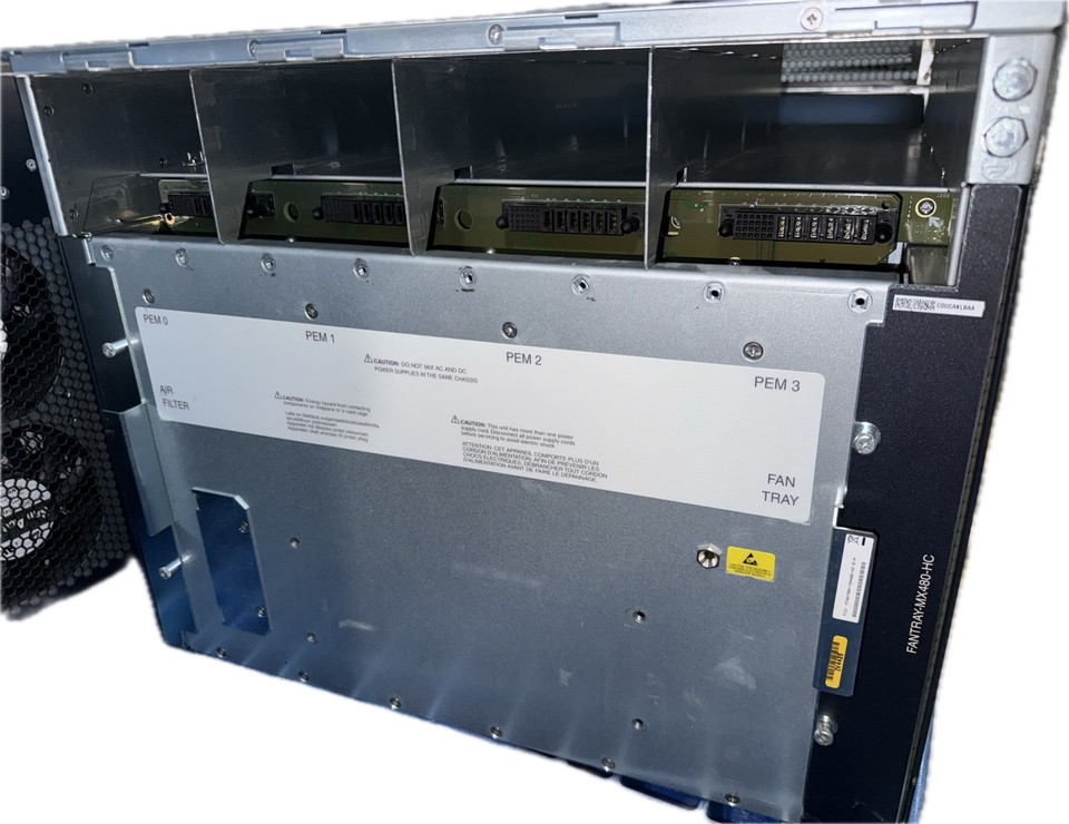 Juniper Networks CHAS-BP3-MX480-S MX480 Router Chassis with FANTRAY ...