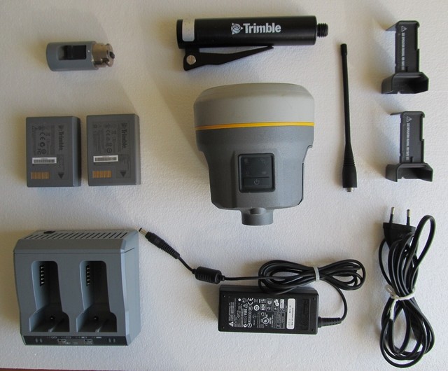 Trimble R10 RTK Base & Rover GPS GLO BEI GAL GNSS and accessories for ...