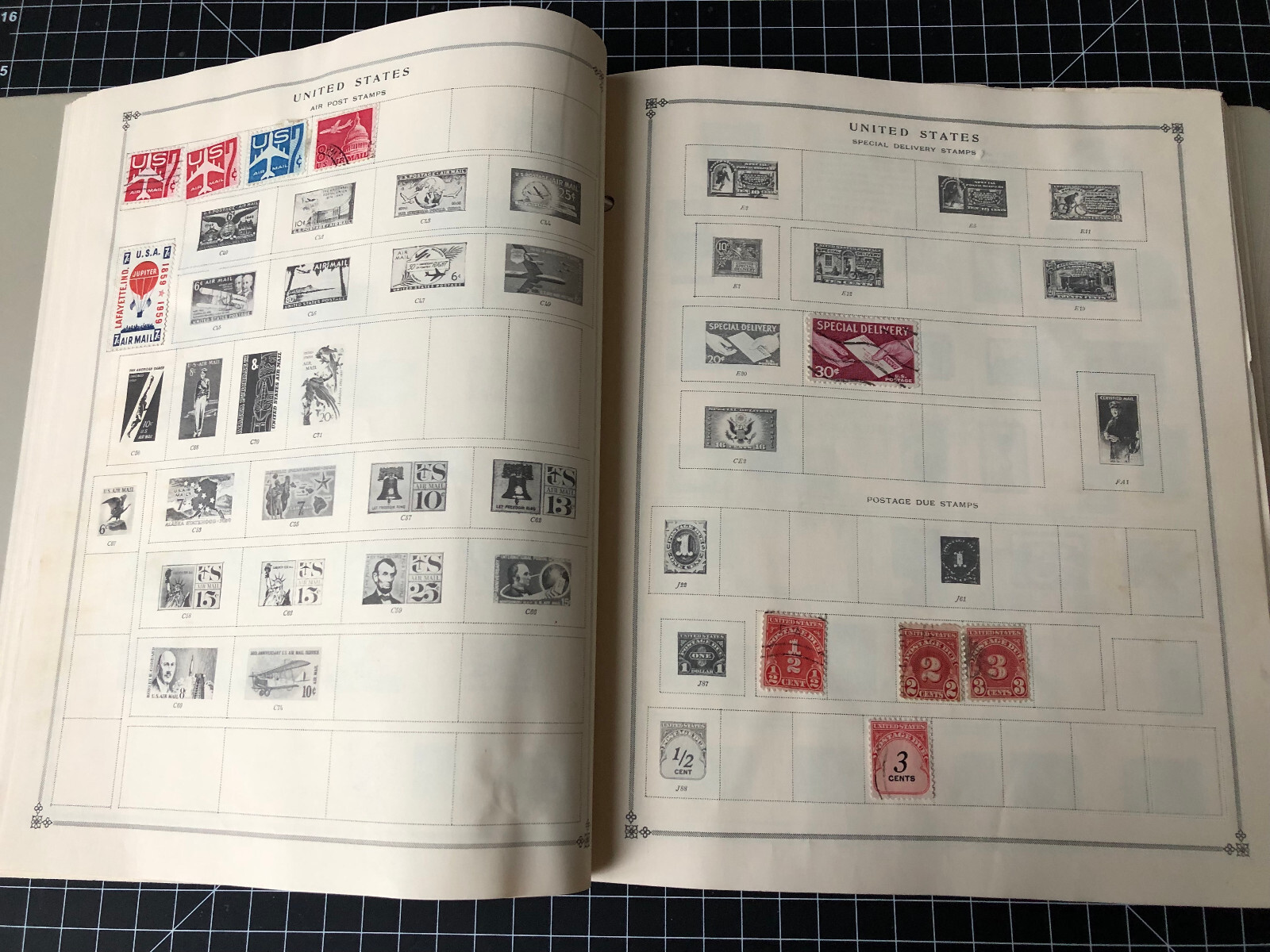 Vintage Scott 1968 World Postage Stamp Album with 170+ Stamps | eBay