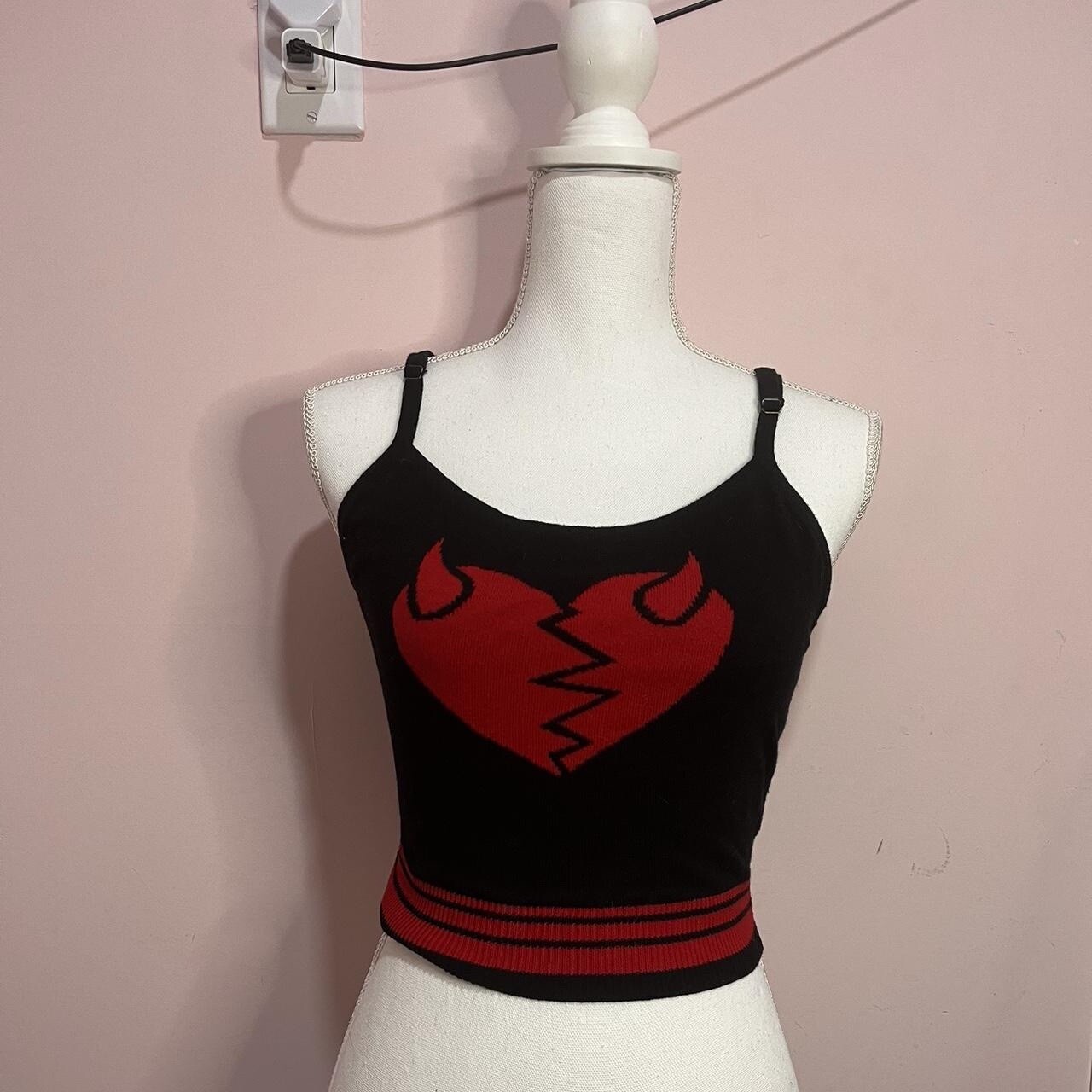 current mood daredevil black and red heart top, XXS - Gem