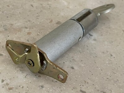 OEM PACHISLO Slot Machine Door Lock / Security Key for Daido Machines ...