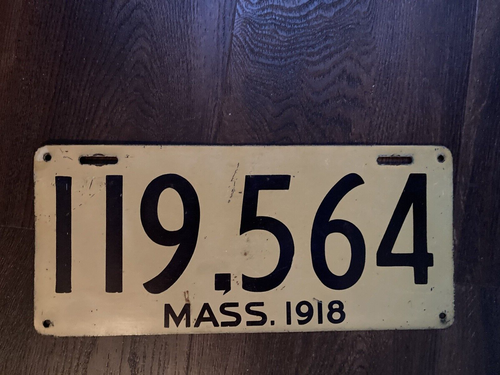 1918 Massachusetts MA License Plate Tag 119.564 NICE yellow original ...