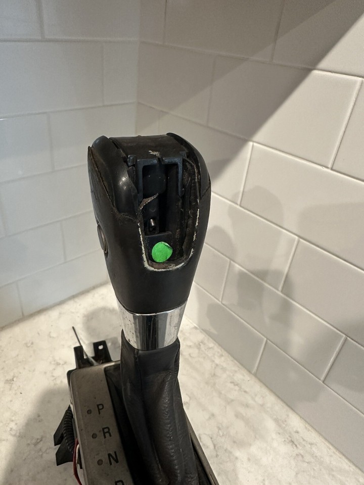 2003-2005 LINCOLN AVIATOR A/T AUTOMATIC TRANSMISSION FLOOR SHIFTER GEAR ...