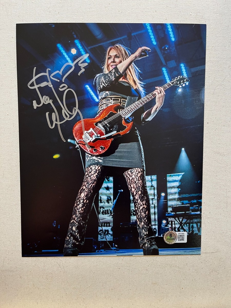 Nancy Wilson Autograph