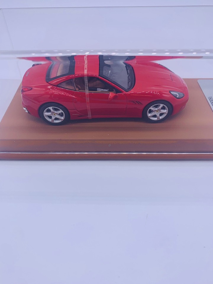 GENUINE OFFICIAL 2008 FERRARI CALIFORNIA MODEL CAR SUPER RARE MADE IN ...
