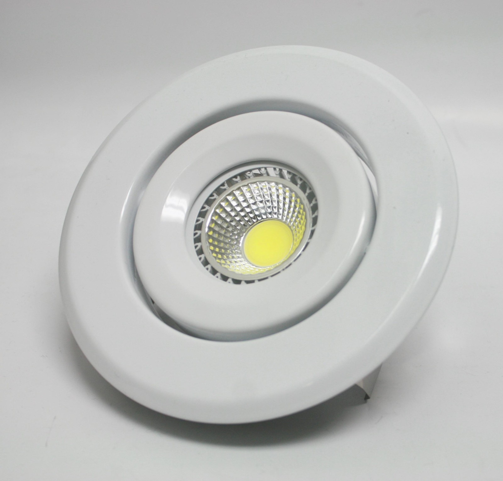 4" Gimble Pot Light Trim with Par 16 120V LED Bulb E26 Lot of 10 CSA ...