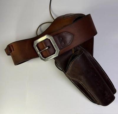 VTG Hunter 158 M Gun Belt W/ 1060 F2 Holster Western Cowboy Rig Leather ...
