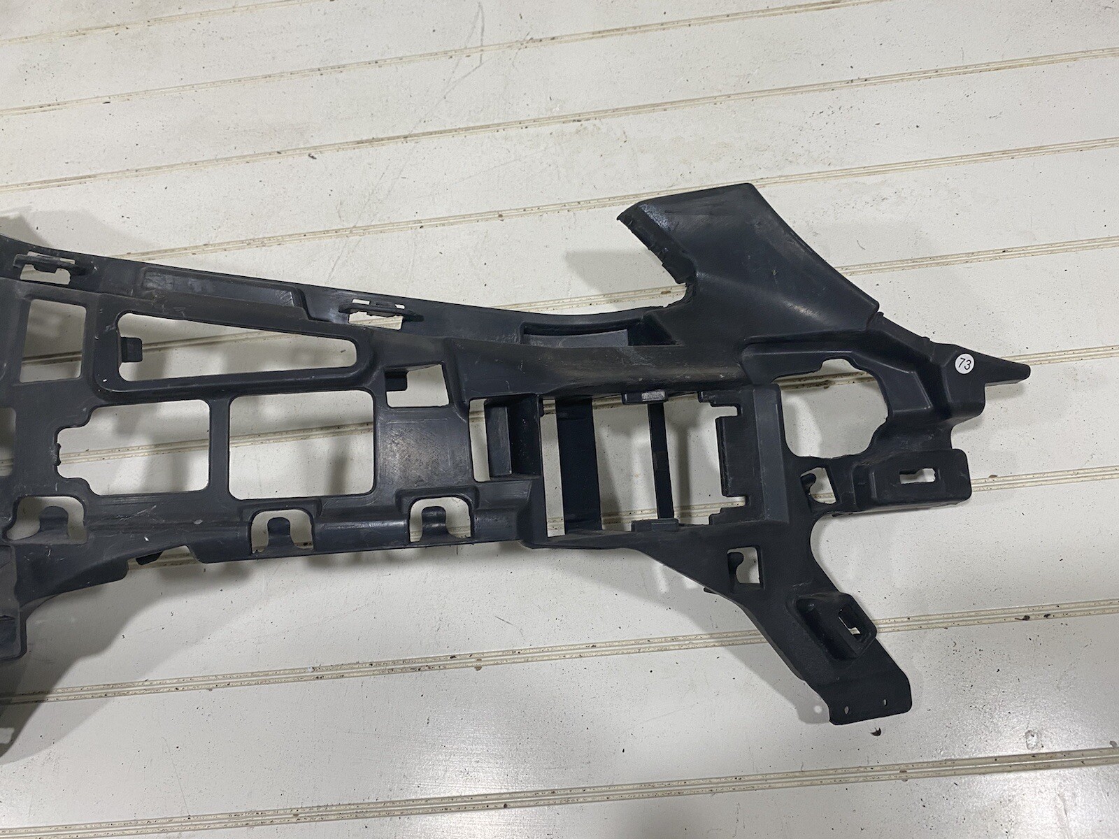 2015-2018 Genuine MERCEDES C CLASS W205 Front Bumper Mount Right ...