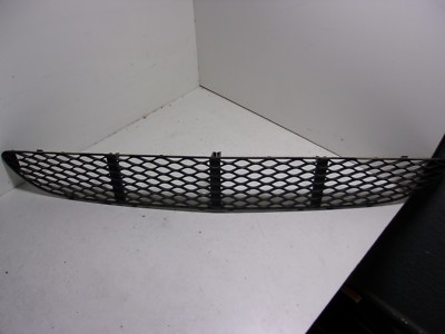 04 MERCEDES E320 FRONT LOWER CENTER BAMPER COVER GRILLE 2118850053 OEM ...
