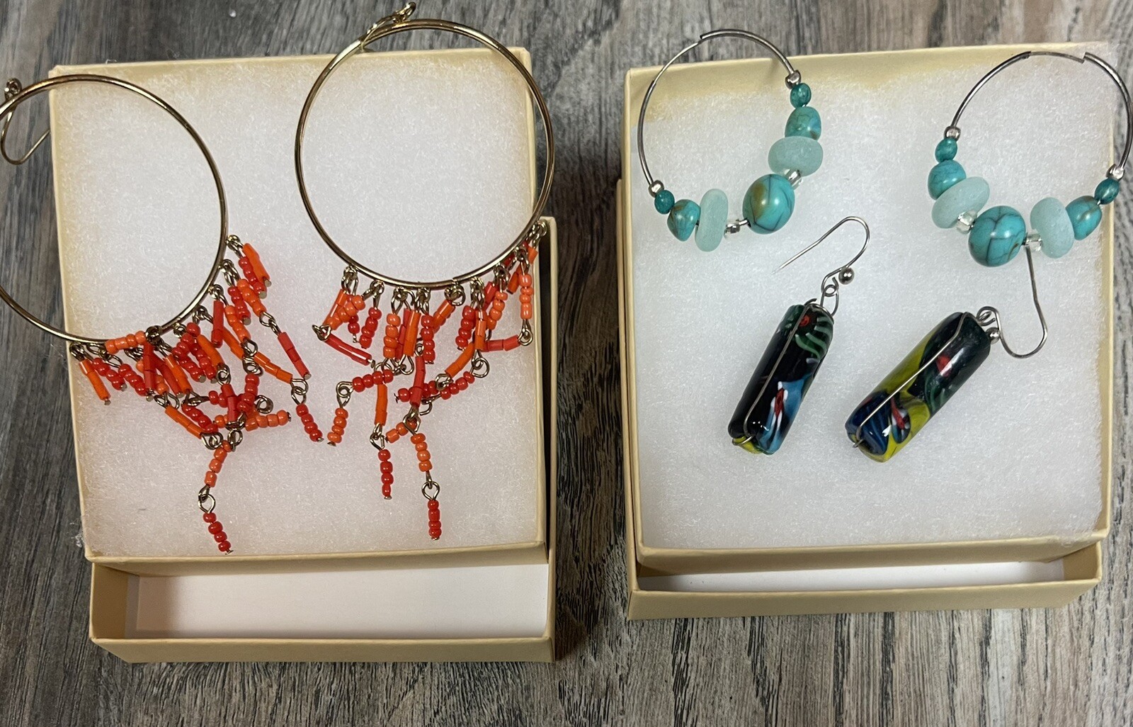 ZUZU HAND MADE INDIA MULTI COLORS TWO HOOPED BEADED & STONE- 1 ...