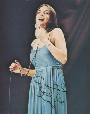 Crystal Gayle- Signed Photograph (Country Singer) | eBay
