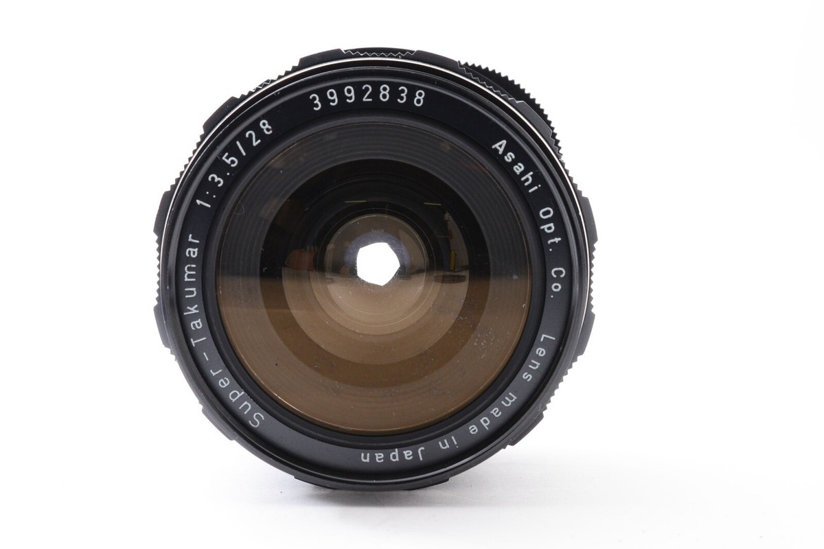 Asahi Pentax Super-Takumar 28mm f3.5 M42, with two filters Asahi Pentax Super-Takumar 28mm f3.5 M42, with two filters