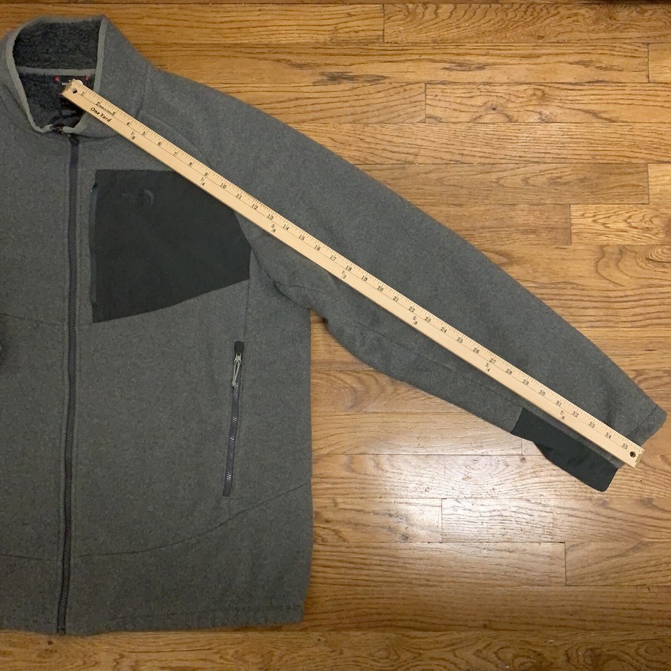 The North Face Mens Jacket Fur Fleece Inside Chest Pocket Hike Camp ...