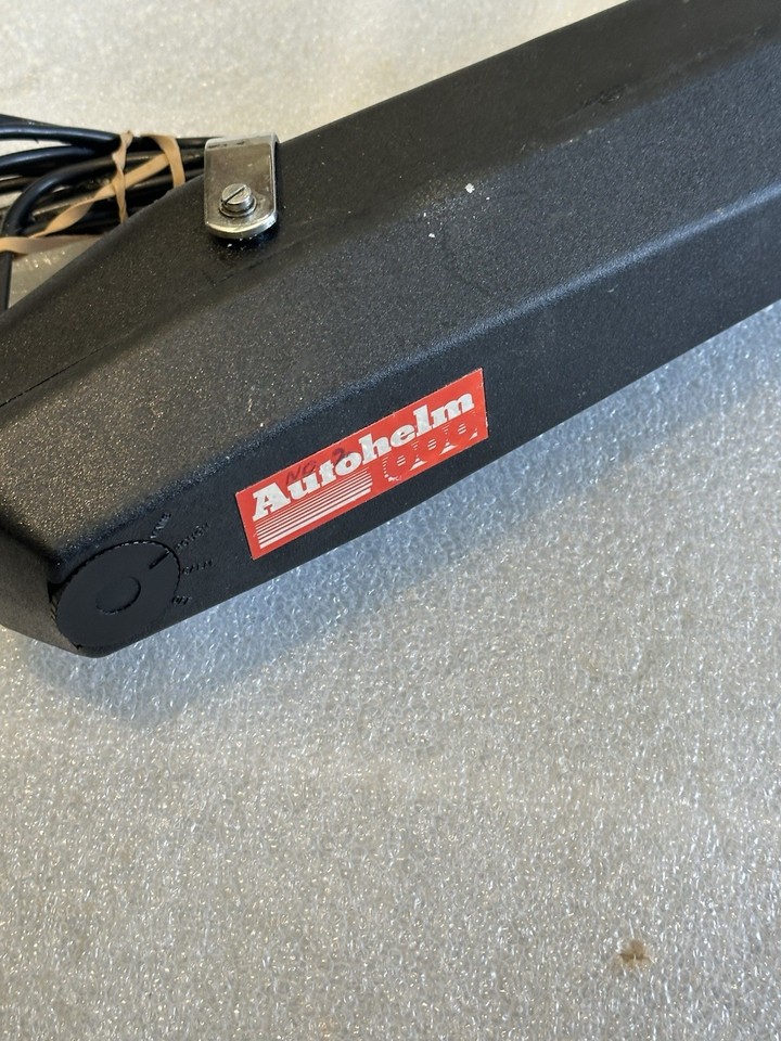 AUTOHELM 1000 Tiller PILOT - Autopilot - Raymarine - NAVTECH - FREE P&P ...